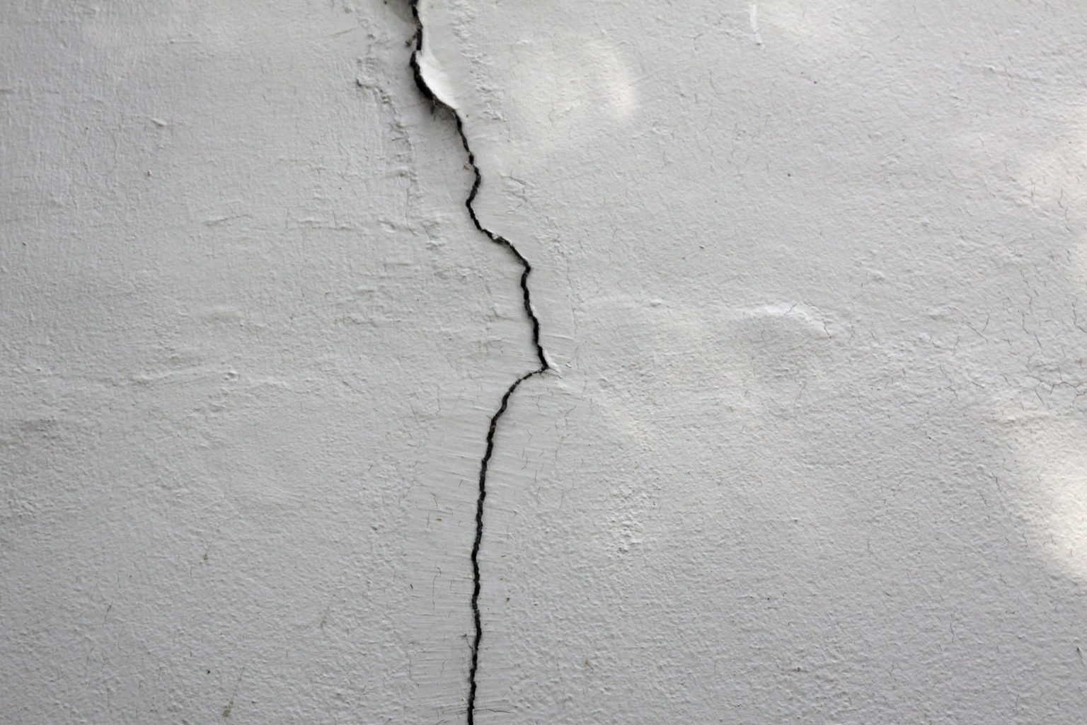Structural vs. Non-Structural Cracks | City Residential Foundation Repair Structural vs. Non-Structural Cracks | City Residential Foundation Repair